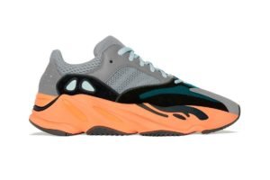 YEEZY BOOST 700 Wash Orange : une basket très confortable